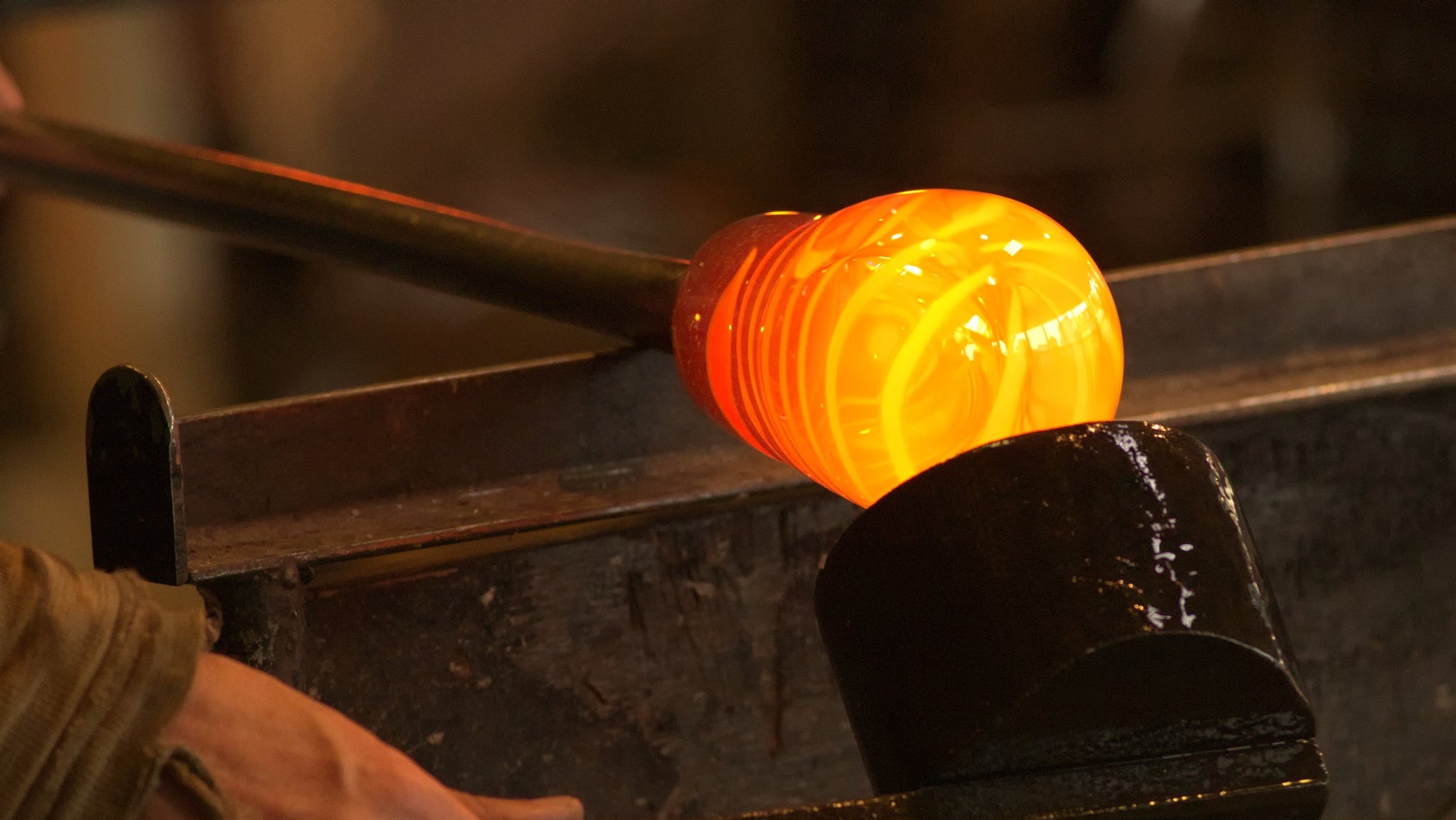🔥 Glassblowing – Blackstone River Glass Center